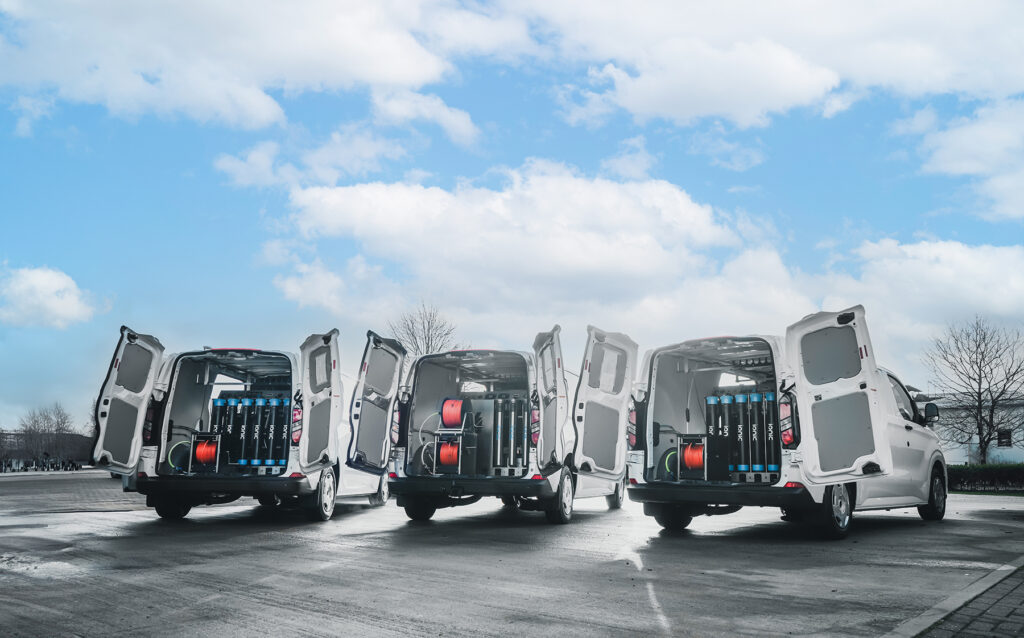 Vehicle mounted Window Cleaning Systems | The Reach & Wash System